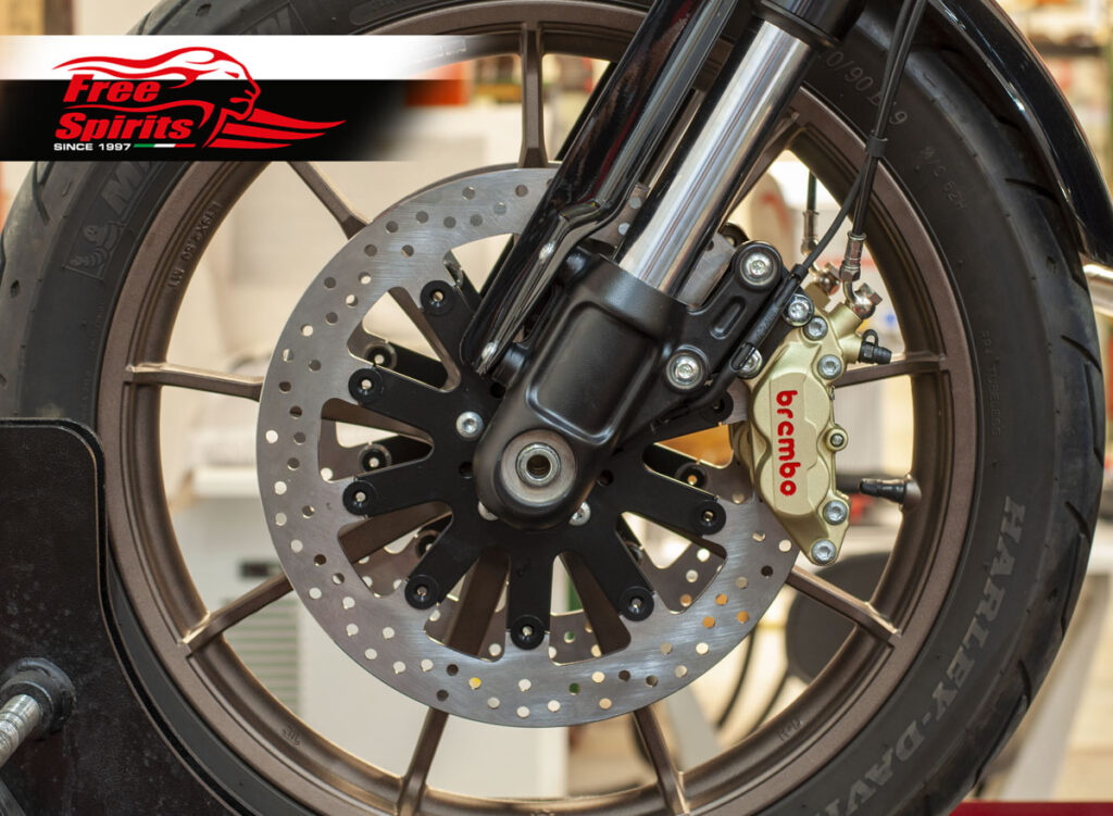 Harley Davidson Softail dual disc 2018 up – Bolt-in kit with 4p ...